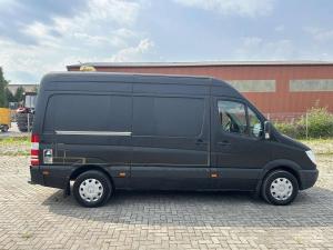 Black Mercedes-Benz Sprinter 2013 in Telschi, with an engine capacity of 2.14 L and mileage of 325 thousand km for 9000 €, photo 8 on AUTOMOTO.COM.LV