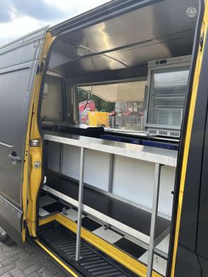 Black Mercedes-Benz Sprinter 2013 in Telschi, with an engine capacity of 2.14 L and mileage of 325 thousand km for 9000 €, photo 11 on AUTOMOTO.COM.LV