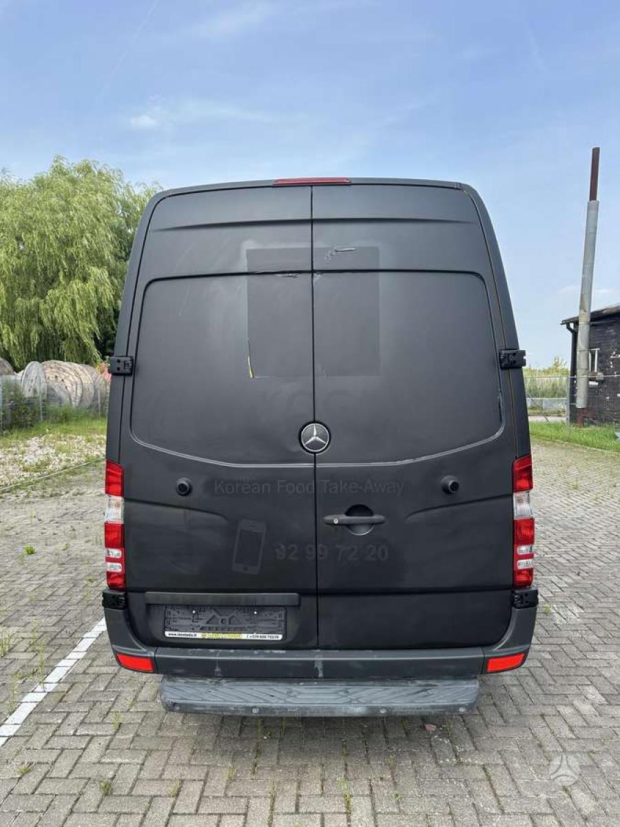 Black Mercedes-Benz Sprinter 2013 in Telschi, with an engine capacity of 2.14 L and mileage of 325 thousand km for 9000 €, photo 17 on AUTOMOTO.COM.LV