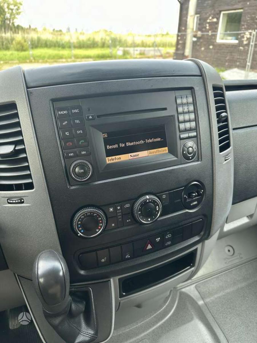 Black Mercedes-Benz Sprinter 2013 in Telschi, with an engine capacity of 2.14 L and mileage of 325 thousand km for 9000 €, photo 24 on AUTOMOTO.COM.LV