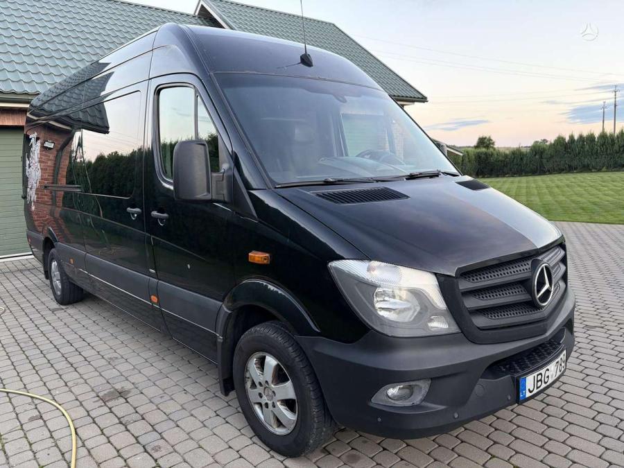 Black Mercedes-Benz Sprinter 2013 in Siauliai, with an engine capacity of 2.14 L and mileage of 850 thousand km for 12000 €, photo 3 on AUTOMOTO.COM.LV