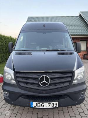Black Mercedes-Benz Sprinter 2013 in Siauliai, with an engine capacity of 2.14 L and mileage of 850 thousand km for 12000 €, photo 6 on AUTOMOTO.COM.LV