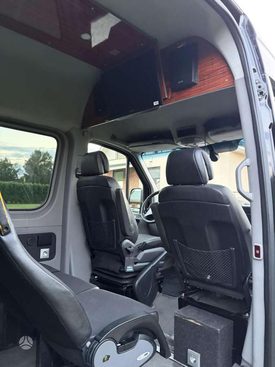 Black Mercedes-Benz Sprinter 2013 in Siauliai, with an engine capacity of 2.14 L and mileage of 850 thousand km for 12000 €, photo 11 on AUTOMOTO.COM.LV