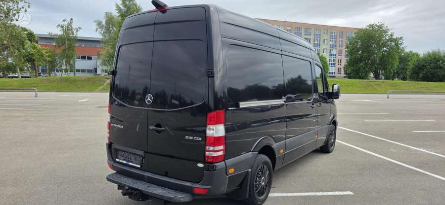 Melns Mercedes-Benz Sprinter 2016 Šauļi, ar dzinēja tilpumu 2.15 L un nobraukumu 320 tūkst. km par 9650 €, foto 6 vietnē AUTOMOTO.COM.LV