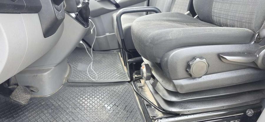 Melns Mercedes-Benz Sprinter 2016 Šauļi, ar dzinēja tilpumu 2.15 L un nobraukumu 320 tūkst. km par 9650 €, foto 12 vietnē AUTOMOTO.COM.LV