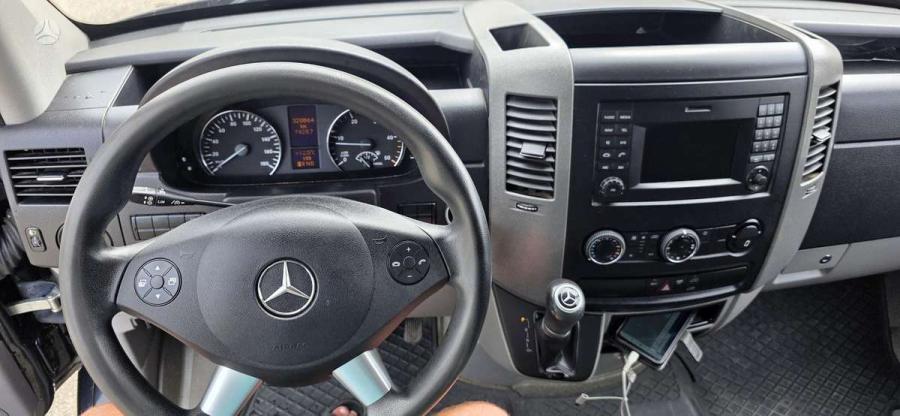 Melns Mercedes-Benz Sprinter 2016 Šauļi, ar dzinēja tilpumu 2.15 L un nobraukumu 320 tūkst. km par 9650 €, foto 14 vietnē AUTOMOTO.COM.LV