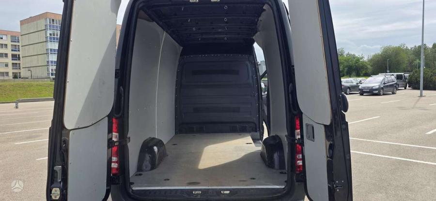 Melns Mercedes-Benz Sprinter 2016 Šauļi, ar dzinēja tilpumu 2.15 L un nobraukumu 320 tūkst. km par 9650 €, foto 18 vietnē AUTOMOTO.COM.LV