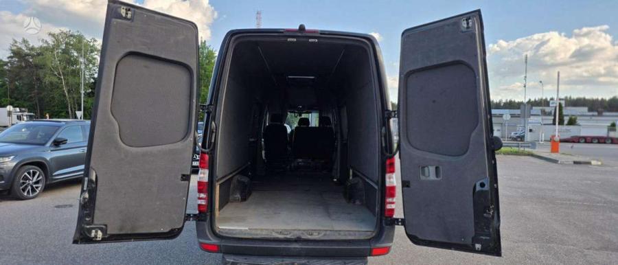 Melns Mercedes-Benz Sprinter 2017 Viļņa, ar dzinēja tilpumu 3.00 L un nobraukumu 250 tūkst. km par 10500 €, foto 18 vietnē AUTOMOTO.COM.LV