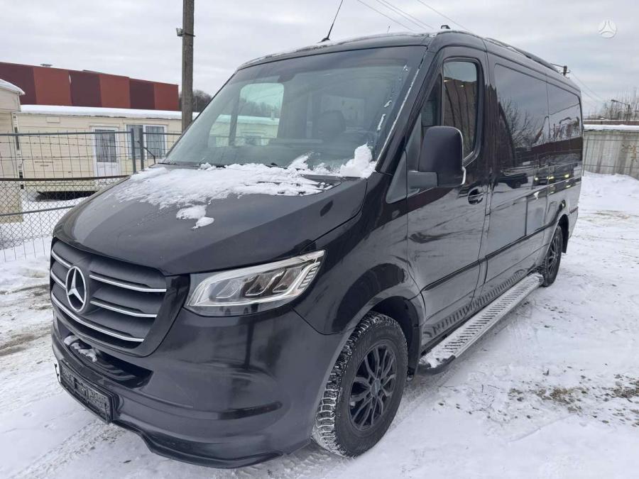Black Mercedes-Benz Sprinter 2019 in Klaipeda, with an engine capacity of 2.14 L and mileage of 490 thousand km for 18800 €, photo 1 on AUTOMOTO.COM.LV