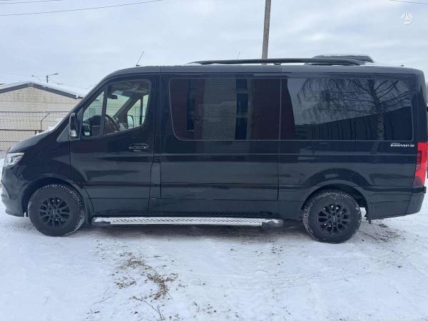Black Mercedes-Benz Sprinter 2019 in Klaipeda, with an engine capacity of 2.14 L and mileage of 490 thousand km for 18800 €, photo 3 on AUTOMOTO.COM.LV