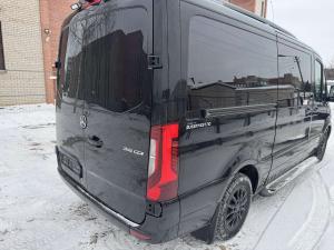 Black Mercedes-Benz Sprinter 2019 in Klaipeda, with an engine capacity of 2.14 L and mileage of 490 thousand km for 18800 €, photo 5 on AUTOMOTO.COM.LV