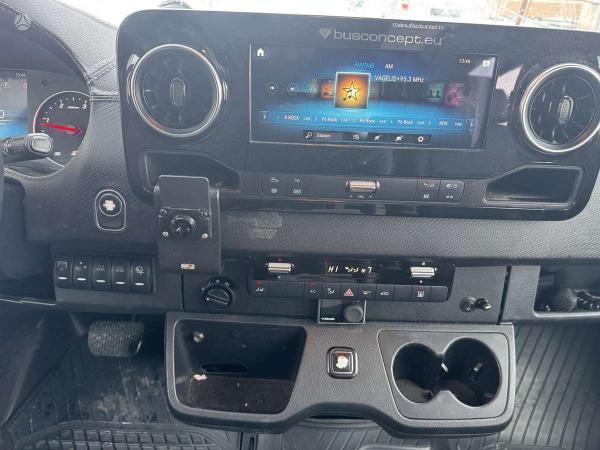 Black Mercedes-Benz Sprinter 2019 in Klaipeda, with an engine capacity of 2.14 L and mileage of 490 thousand km for 18800 €, photo 10 on AUTOMOTO.COM.LV