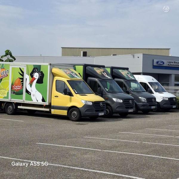 Black Mercedes-Benz Sprinter 2019 in Silale, with an engine capacity of 2.20 L and mileage of 231 thousand km for 16800 €, photo 3 on AUTOMOTO.COM.LV
