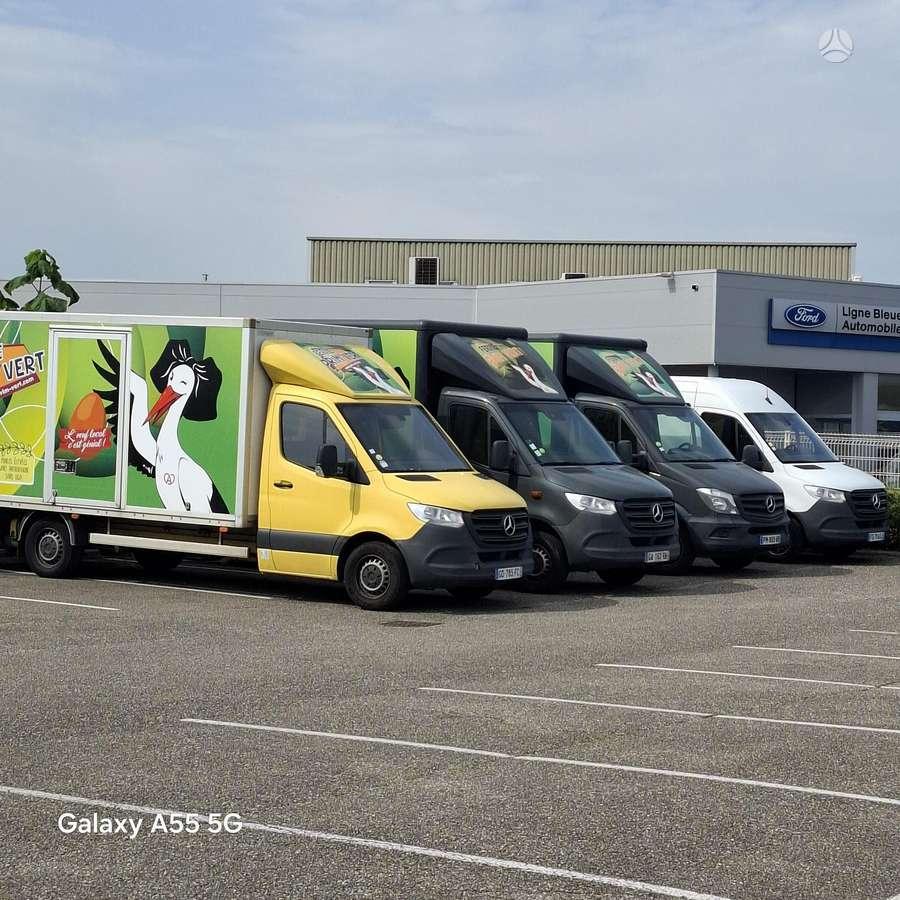 Black Mercedes-Benz Sprinter 2019 in Silale, with an engine capacity of 2.20 L and mileage of 231 thousand km for 16800 €, photo 3 on AUTOMOTO.COM.LV
