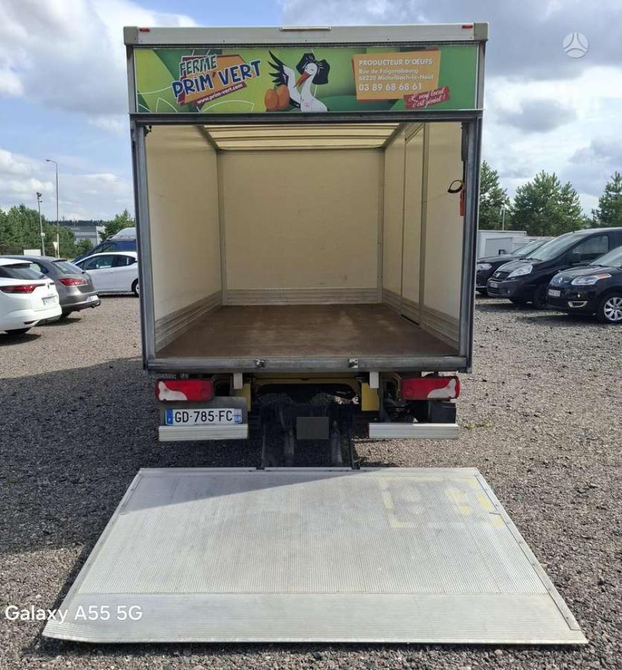 Black Mercedes-Benz Sprinter 2019 in Silale, with an engine capacity of 2.20 L and mileage of 231 thousand km for 16800 €, photo 21 on AUTOMOTO.COM.LV