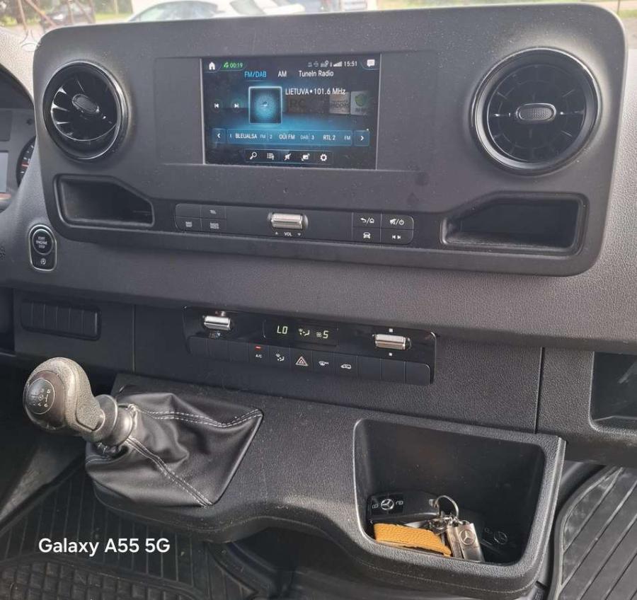 Black Mercedes-Benz Sprinter 2019 in Silale, with an engine capacity of 2.20 L and mileage of 231 thousand km for 16800 €, photo 31 on AUTOMOTO.COM.LV