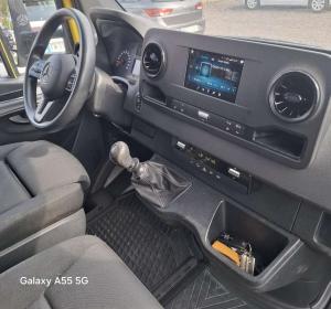 Black Mercedes-Benz Sprinter 2019 in Silale, with an engine capacity of 2.20 L and mileage of 231 thousand km for 16800 €, photo 33 on AUTOMOTO.COM.LV