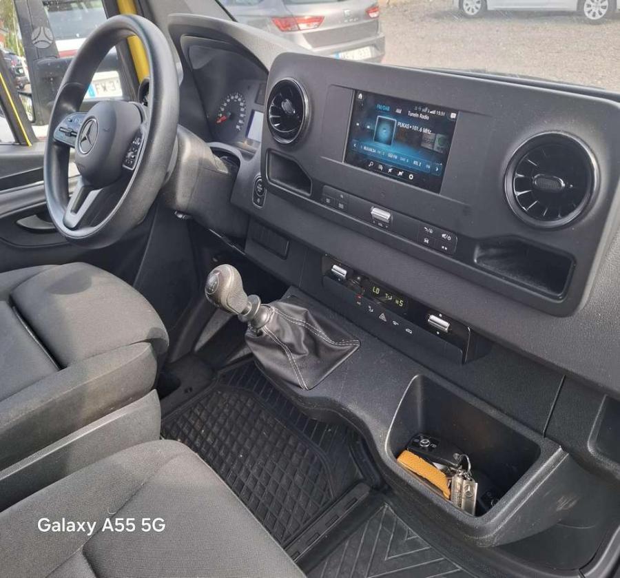 Black Mercedes-Benz Sprinter 2019 in Silale, with an engine capacity of 2.20 L and mileage of 231 thousand km for 16800 €, photo 33 on AUTOMOTO.COM.LV