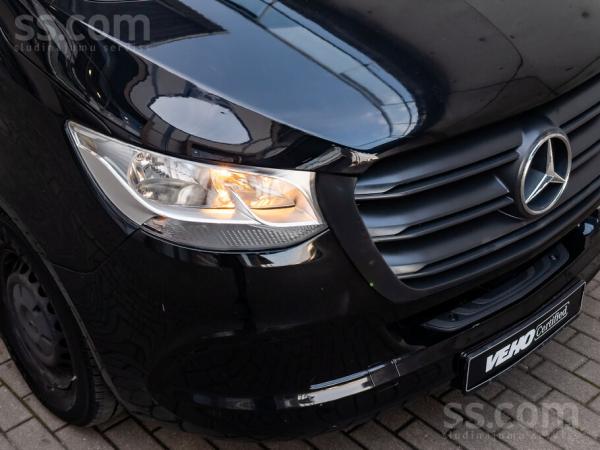 Black Mercedes-Benz Sprinter 2020 in Riga, with an engine capacity of 2.20 L and mileage of 79 thousand km for 39900 €, photo 3 on AUTOMOTO.COM.LV