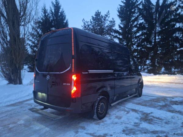 Melns Mercedes-Benz Sprinter 2020 Tauragė, ar dzinēja tilpumu 2.10 L un nobraukumu 340 tūkst. km par 11500 €, foto 3 vietnē AUTOMOTO.COM.LV