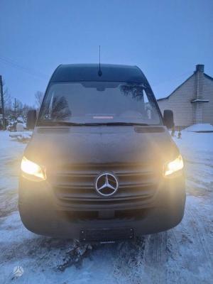 Black Mercedes-Benz Sprinter 2020 in Taurage, with an engine capacity of 2.10 L and mileage of 340 thousand km for 11500 €, photo 6 on AUTOMOTO.COM.LV