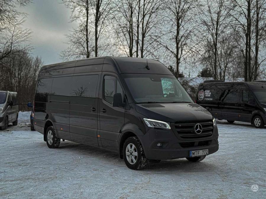 Melns Mercedes-Benz Sprinter 2023 Jurbarkas, ar dzinēja tilpumu 1.95 L un nobraukumu 647 tūkst. km par 36500 €, foto 2 vietnē AUTOMOTO.COM.LV