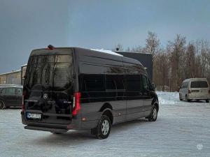 Melns Mercedes-Benz Sprinter 2023 Jurbarkas, ar dzinēja tilpumu 1.95 L un nobraukumu 647 tūkst. km par 36500 €, foto 5 vietnē AUTOMOTO.COM.LV