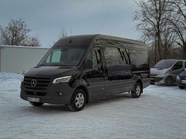 Black Mercedes-Benz Sprinter 2023 in Jurbarkas, with an engine capacity of 1.95 L and mileage of 647 thousand km for 36500 €, photo 3 on AUTOMOTO.COM.LV