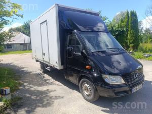 Black Mercedes-Benz Sprinter 2003 in Riga, with an engine capacity of 2.70 L and mileage of 472 thousand km for 7000 €, photo 3 on AUTOMOTO.COM.LV