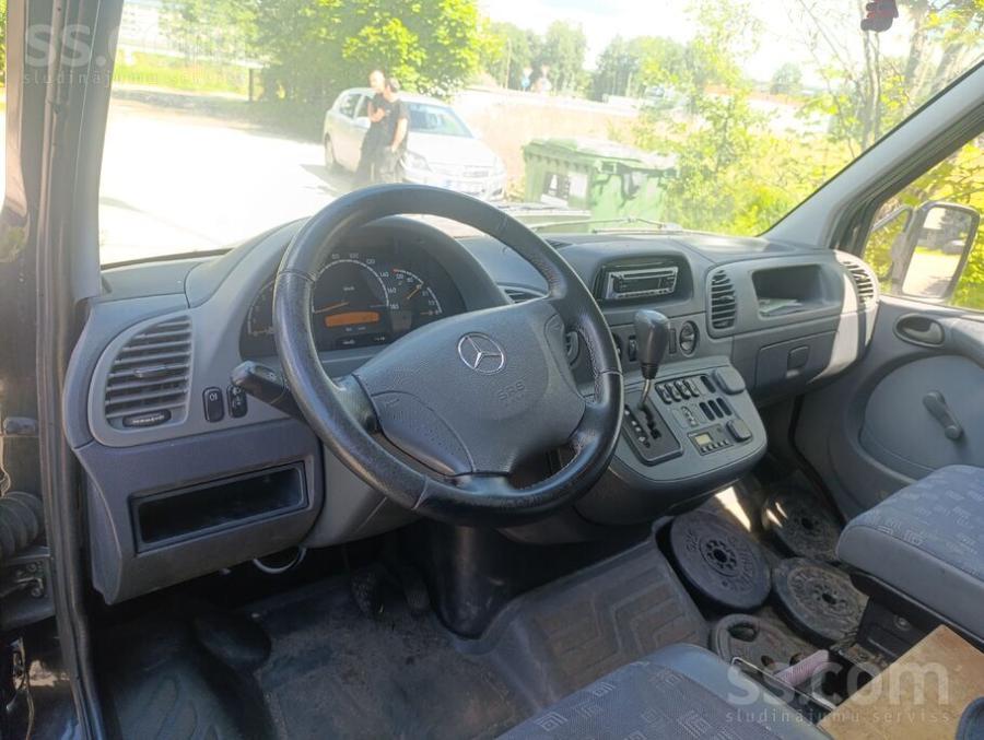 Black Mercedes-Benz Sprinter 2003 in Riga, with an engine capacity of 2.70 L and mileage of 472 thousand km for 7000 €, photo 5 on AUTOMOTO.COM.LV