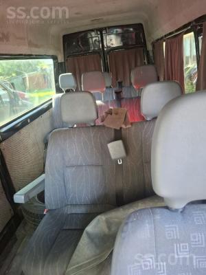Melns Mercedes-Benz Sprinter 2005 Rīga, ar dzinēja tilpumu 2.20 L un nobraukumu 839 tūkst. km par 2300 €, foto 5 vietnē AUTOMOTO.COM.LV