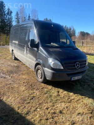 Melns Mercedes-Benz Sprinter 2008 Ogre, ar dzinēja tilpumu 2.20 L un nobraukumu 445 tūkst. km par 2800 €, foto  vietnē AUTOMOTO.COM.LV
