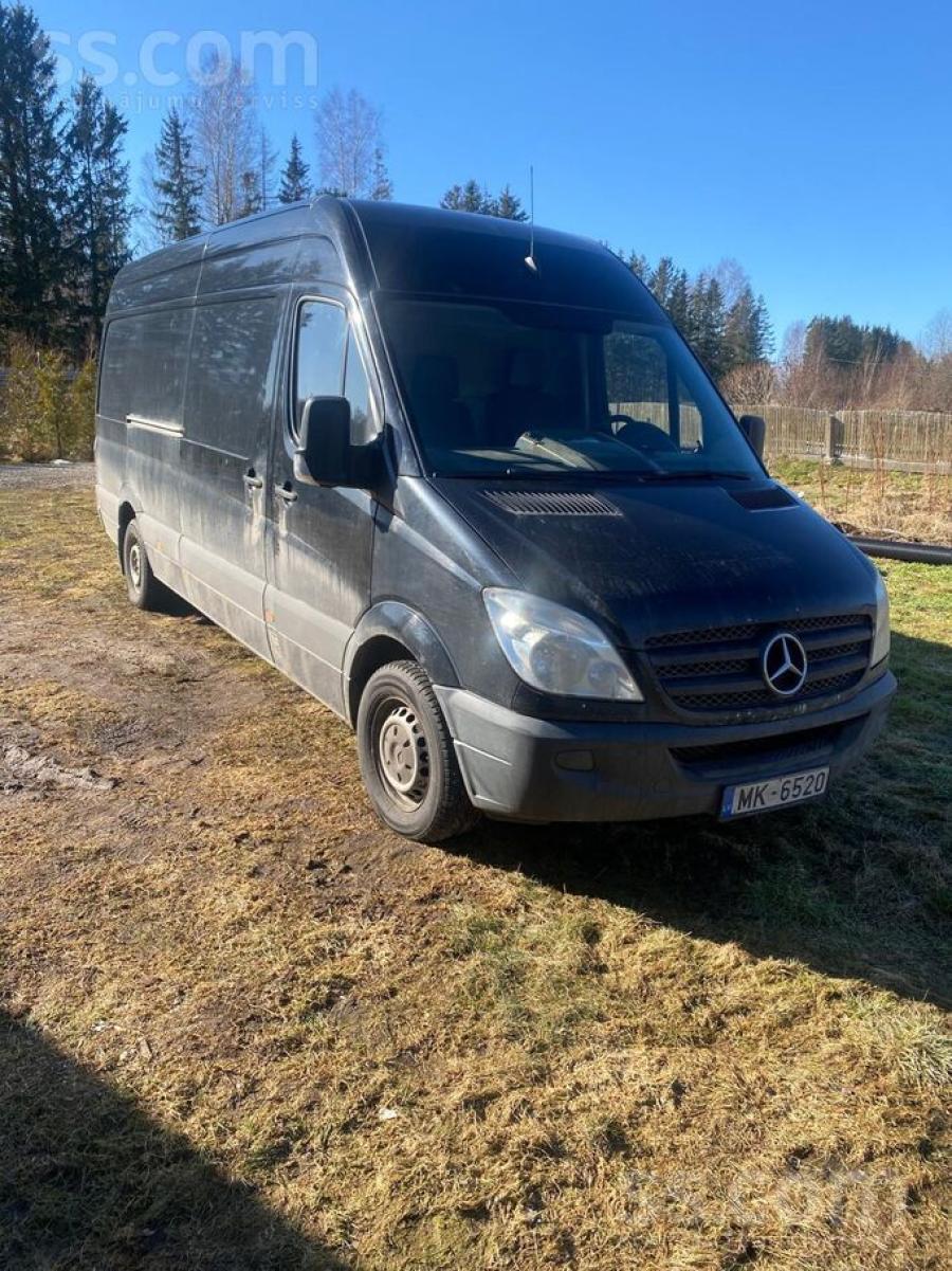Melns Mercedes-Benz Sprinter 2008 Ogre, ar dzinēja tilpumu 2.20 L un nobraukumu 445 tūkst. km par 2800 €, foto 1 vietnē AUTOMOTO.COM.LV