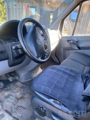 Melns Mercedes-Benz Sprinter 2008 Ogre, ar dzinēja tilpumu 2.20 L un nobraukumu 445 tūkst. km par 2800 €, foto 3 vietnē AUTOMOTO.COM.LV