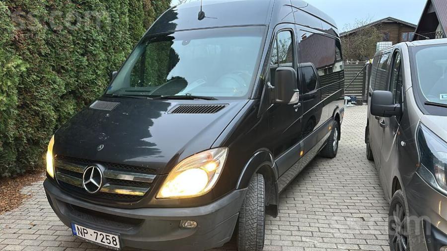 Melns Mercedes-Benz Sprinter 2009 Rīga, ar dzinēja tilpumu 2.20 L un nobraukumu 370 tūkst. km par 7895 €, foto 1 vietnē AUTOMOTO.COM.LV