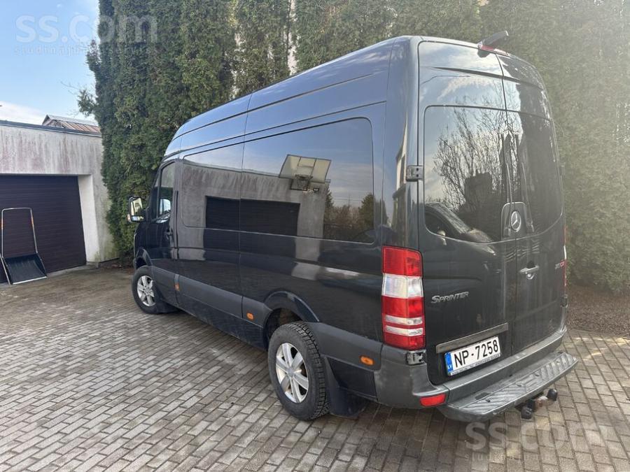 Melns Mercedes-Benz Sprinter 2009 Rīga, ar dzinēja tilpumu 2.20 L un nobraukumu 370 tūkst. km par 7895 €, foto 4 vietnē AUTOMOTO.COM.LV
