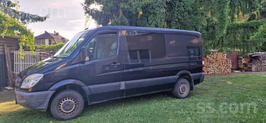 Black Mercedes-Benz Sprinter 2010 in Riga, with an engine capacity of 2.20 L and mileage of 487 thousand km for 8000 €, photo 1 on AUTOMOTO.COM.LV