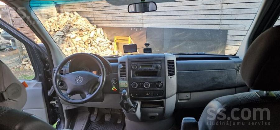 Black Mercedes-Benz Sprinter 2010 in Riga, with an engine capacity of 2.20 L and mileage of 487 thousand km for 8000 €, photo 12 on AUTOMOTO.COM.LV