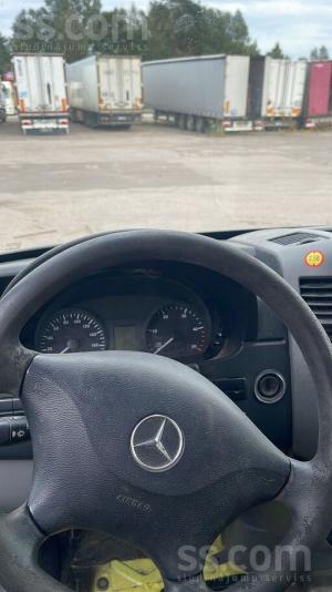 Melns Mercedes-Benz Sprinter 2010 Rīga, ar dzinēja tilpumu 3.00 L un nobraukumu 0 tūkst. km par 4900 €, foto 5 vietnē AUTOMOTO.COM.LV
