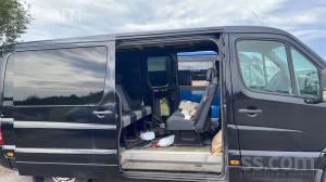 Melns Mercedes-Benz Sprinter 2010 Rīga, ar dzinēja tilpumu 3.00 L un nobraukumu 0 tūkst. km par 4900 €, foto 8 vietnē AUTOMOTO.COM.LV