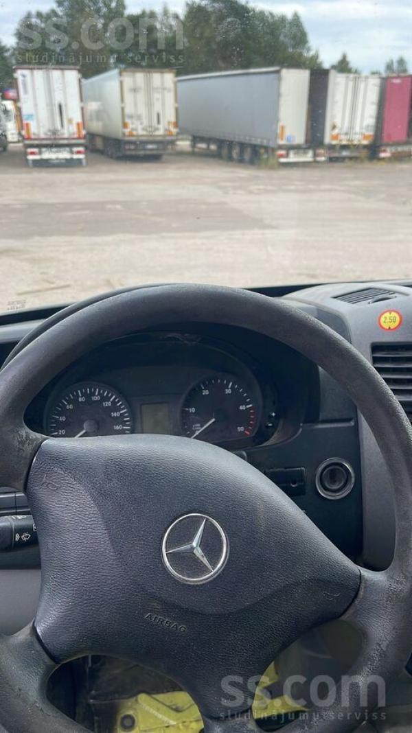 Black Mercedes-Benz Sprinter 2010 in Riga, with an engine capacity of 3.00 L and mileage of 0 thousand km for 4900 €, photo 5 on AUTOMOTO.COM.LV