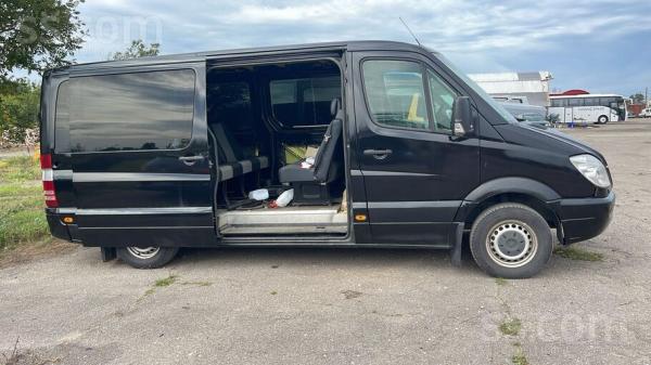 Black Mercedes-Benz Sprinter 2010 in Riga, with an engine capacity of 3.00 L and mileage of 0 thousand km for 4900 €, photo 9 on AUTOMOTO.COM.LV