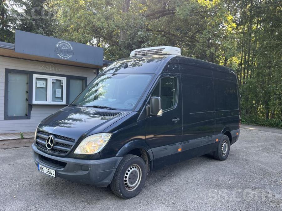 Black Mercedes-Benz Sprinter 2013 in Riga, with an engine capacity of 2.10 L and mileage of 110 thousand km for 11400 €, photo 1 on AUTOMOTO.COM.LV
