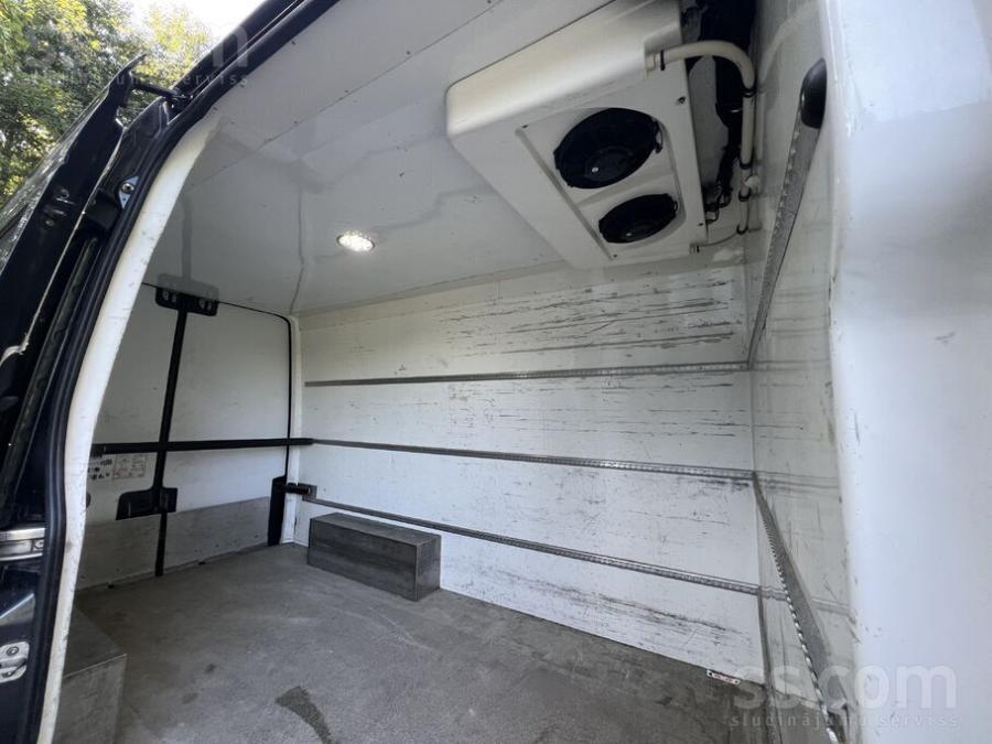 Black Mercedes-Benz Sprinter 2013 in Riga, with an engine capacity of 2.10 L and mileage of 110 thousand km for 11400 €, photo 8 on AUTOMOTO.COM.LV