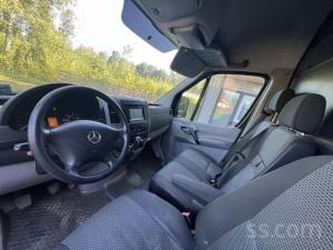 Black Mercedes-Benz Sprinter 2013 in Riga, with an engine capacity of 2.10 L and mileage of 110 thousand km for 11400 €, photo 14 on AUTOMOTO.COM.LV