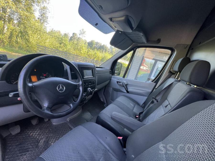 Black Mercedes-Benz Sprinter 2013 in Riga, with an engine capacity of 2.10 L and mileage of 110 thousand km for 11400 €, photo 14 on AUTOMOTO.COM.LV