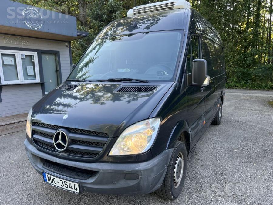 Black Mercedes-Benz Sprinter 2013 in Riga, with an engine capacity of 2.10 L and mileage of 110 thousand km for 11400 €, photo 16 on AUTOMOTO.COM.LV