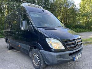 Black Mercedes-Benz Sprinter 2013 in Riga, with an engine capacity of 2.10 L and mileage of 110 thousand km for 11400 €, photo 17 on AUTOMOTO.COM.LV