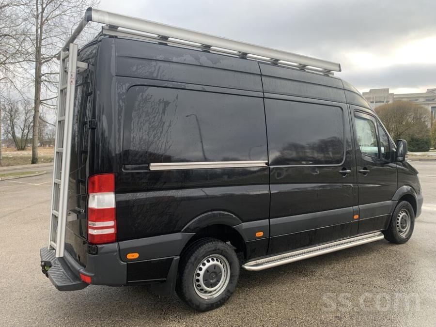Black Mercedes-Benz Sprinter 2014 in Riga, with an engine capacity of 2.20 L and mileage of 360 thousand km for 11500 €, photo 4 on AUTOMOTO.COM.LV