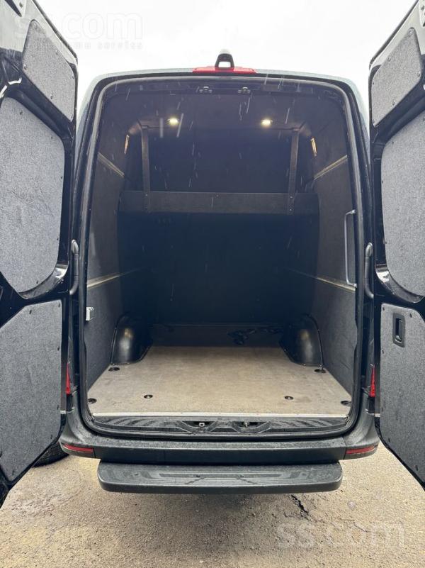 Black Mercedes-Benz Sprinter 2020 in Riga, with an engine capacity of 2.00 L and mileage of 78 thousand km for 41500 €, photo 6 on AUTOMOTO.COM.LV
